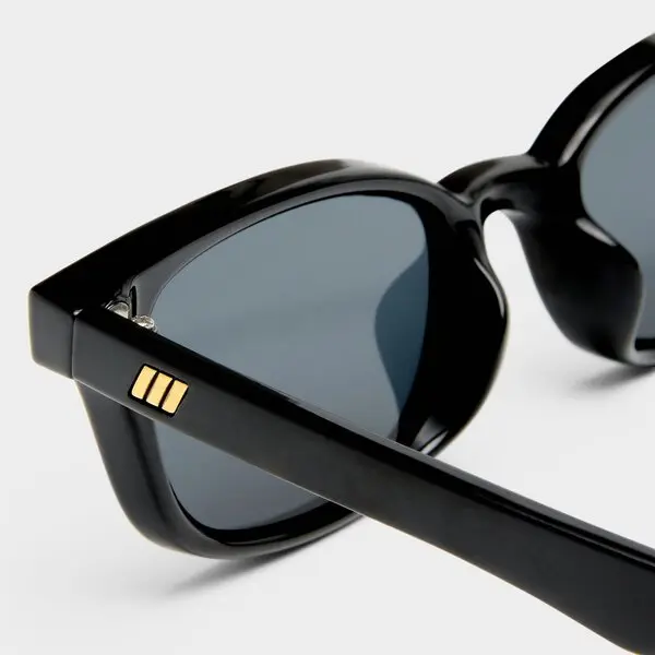 Le Specs Echelon + | Smoke Mono