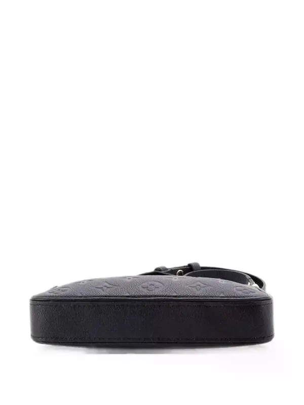 LOUIS VUITTON Easy Pouch On Strap Shoulder Bag