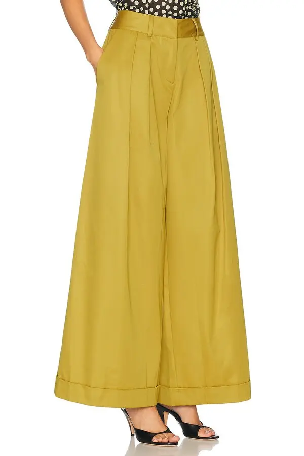 Françoise Mila Pant