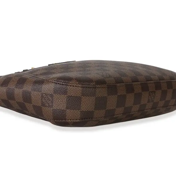 LOUIS VUITTON Damier Ebene South Bank Besace Shoulder Bag