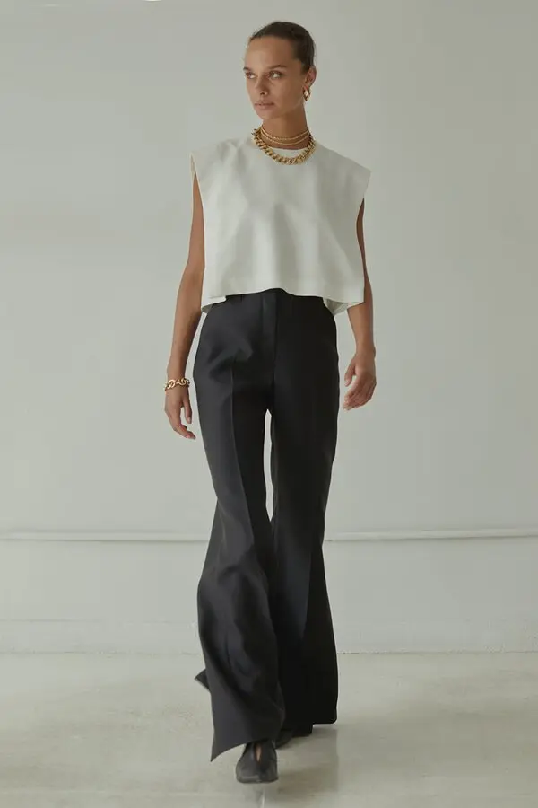 HEIRLOME Leyva Tailored Flared Trousers In Italian Silk Wool - Black