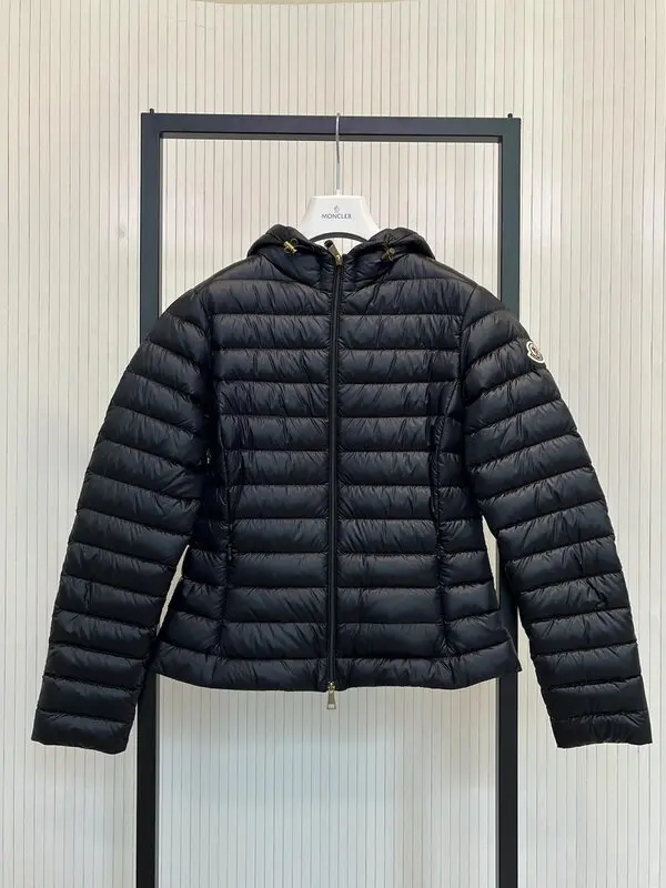 Moncler Short Zip-up Padded Jacket With Hood - Black