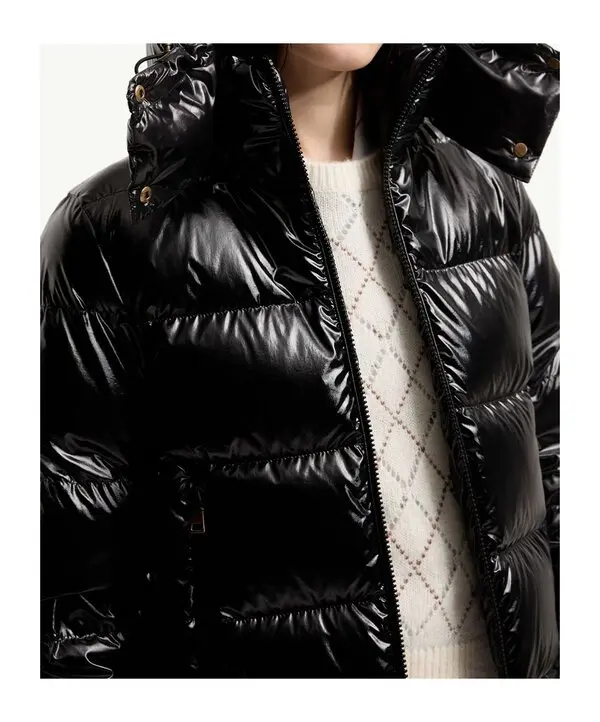 Moncler Niveole Short Down Jacket
