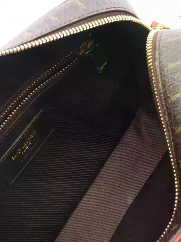 Saint Laurent Le Monogramme Cross Body Bag - Brown