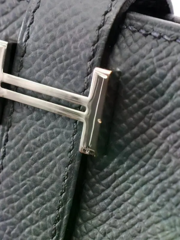 Hermès 2024 Bearn Compact Bi-fold Wallet - Grey