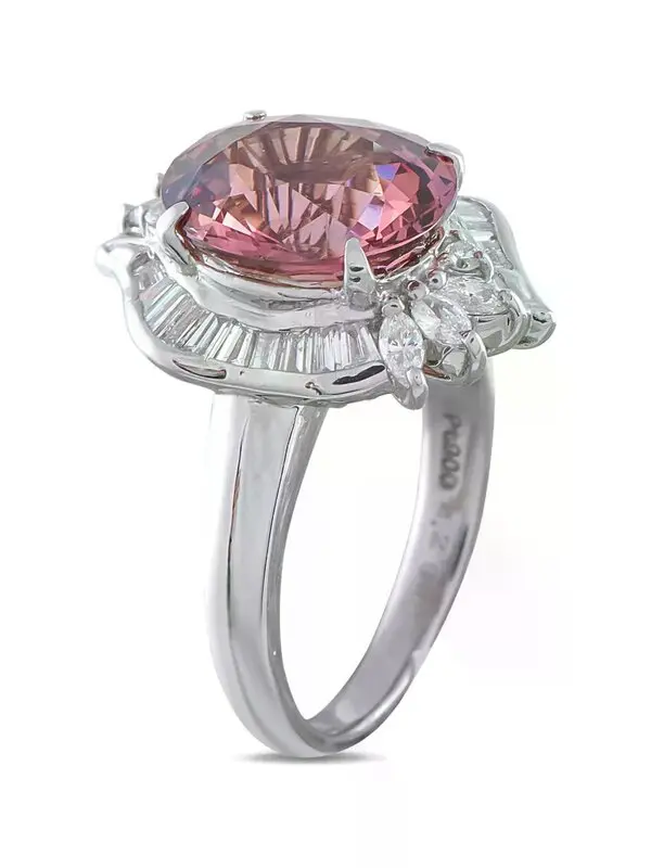 LB EXCLUSIVE Platinum Oval Spinel And Diamond Ring