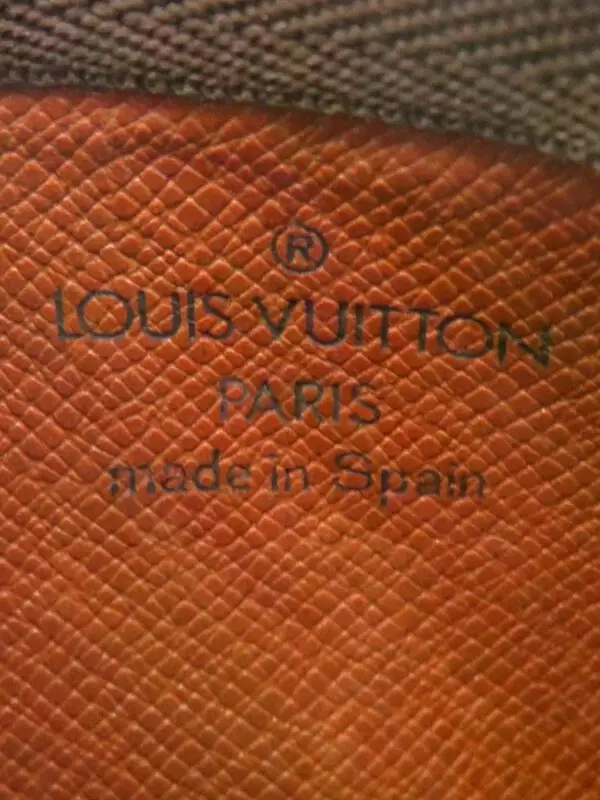 LOUIS VUITTON Monogram Key Pouch