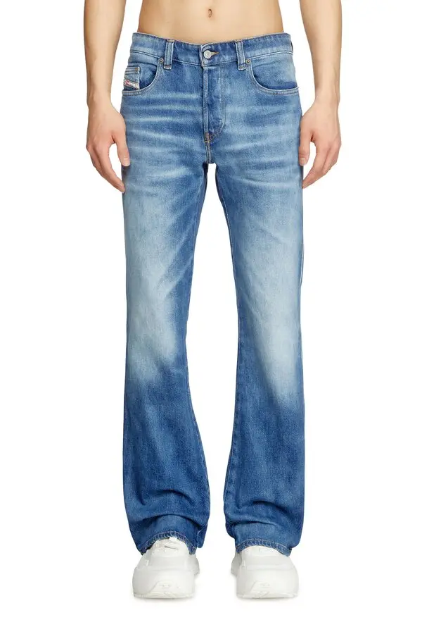 DIESEL® Bootcut Jeans Regular Waist 1998 D-buck - Blue