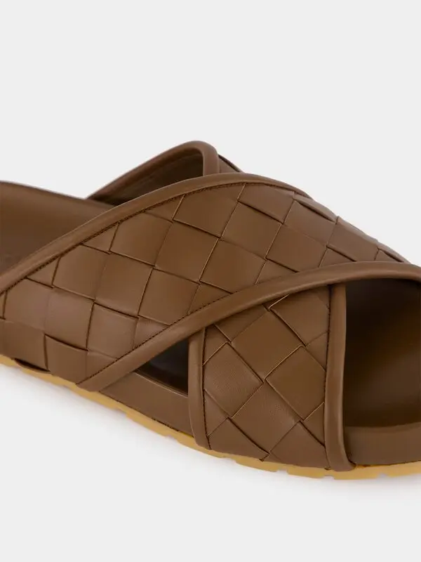 Bottega Veneta Tarik City Leather Sandals - Brown