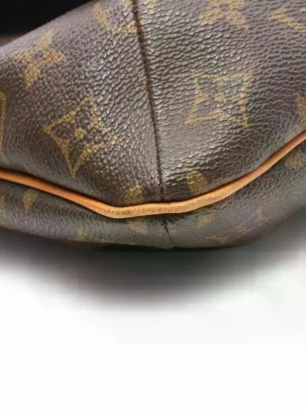 LOUIS VUITTON Musette Monogram Shoulder Bag