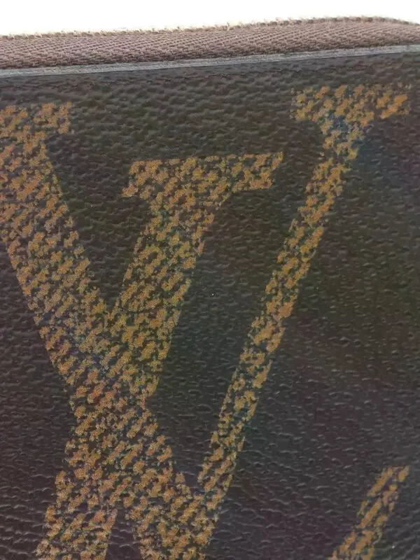 LOUIS VUITTON 2020 Logo-print Wallet