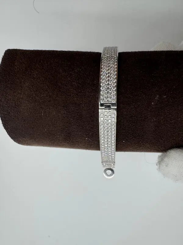 Hermès Diamond Kelly Bracelet In White Gold