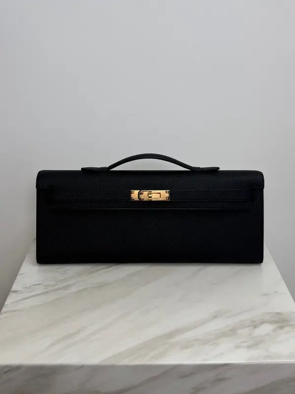 Hermès Kelly Epsom Leather Clutch With Gold Hardware - Black
