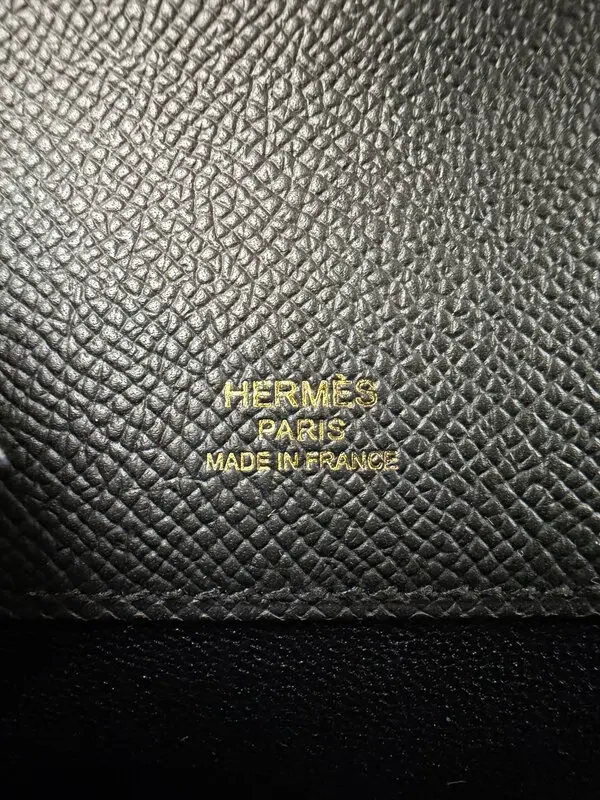 Hermès Kelly Epsom Leather Clutch With Gold Hardware - Black