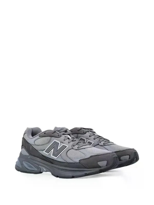 Comme Des Garçons X New Balance Panelled Low-top Sneakers - Grey