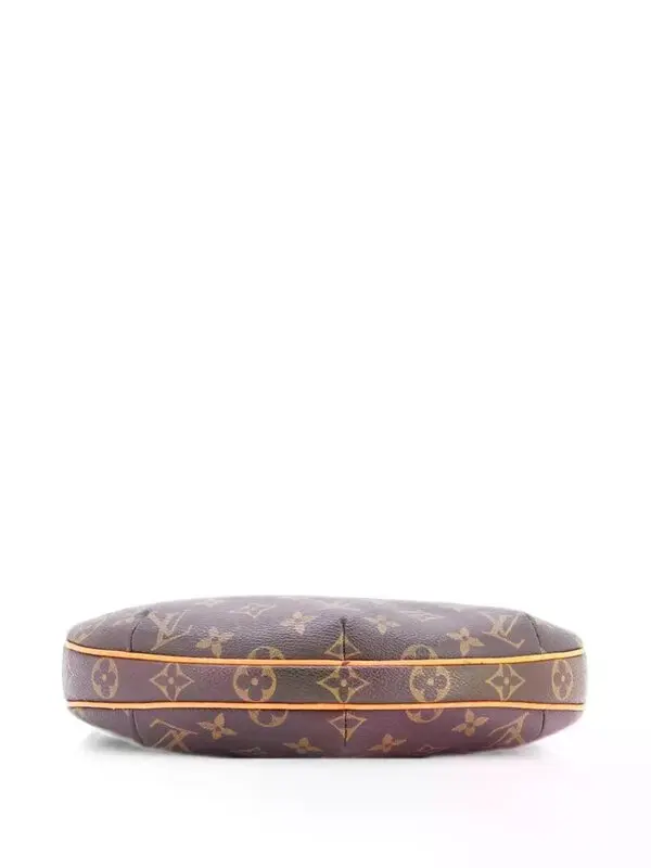LOUIS VUITTON Monogram Canvas Croissant Pm Hobo Bag - Brown