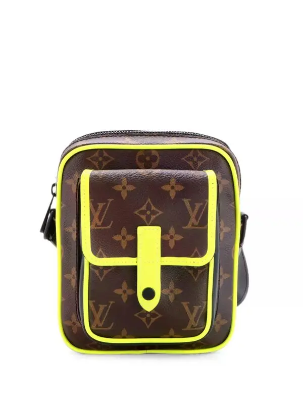 LOUIS VUITTON Christopher Wearable Wallet - Black