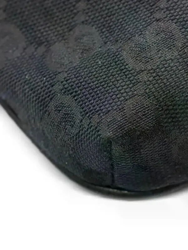 Gucci Gg Canvas Shoulder Bag - Black