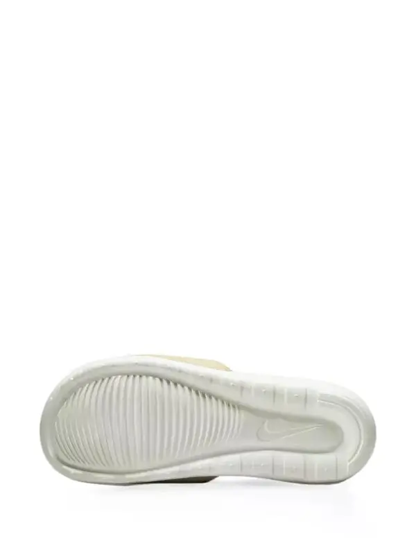 Nike Victori One Slides