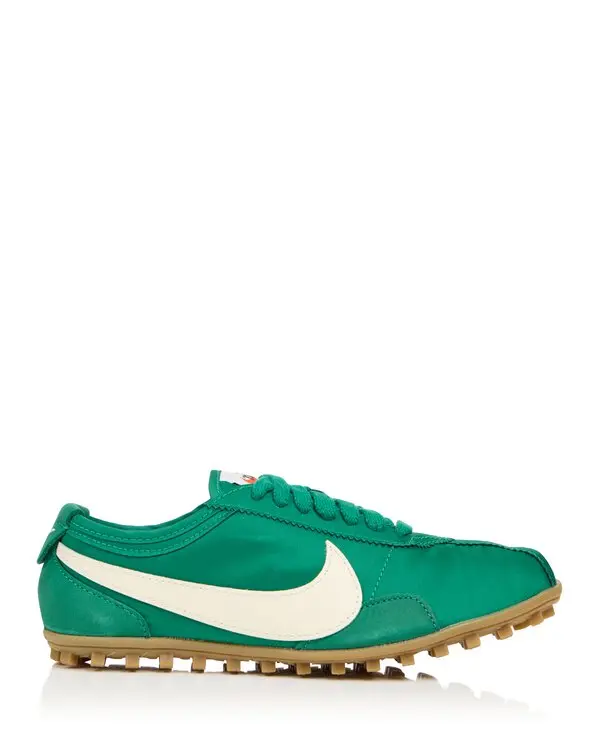 Nike Moon Runner Sneakers - Malachite/soft