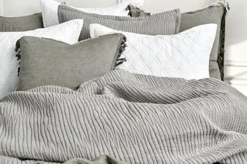 ELISABETH YORK Declan Ash 80" X 96" Throw Bed Blanket