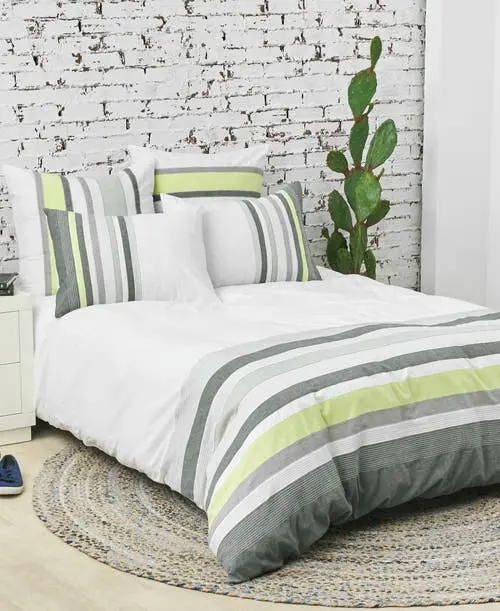 Carol & Frank Jones Queen Duvet Cover