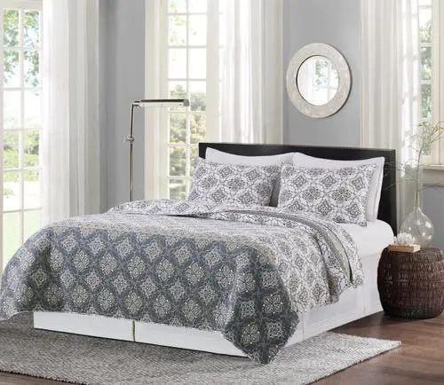 C&F HOME Booker Medallion Bedding Quilt Set