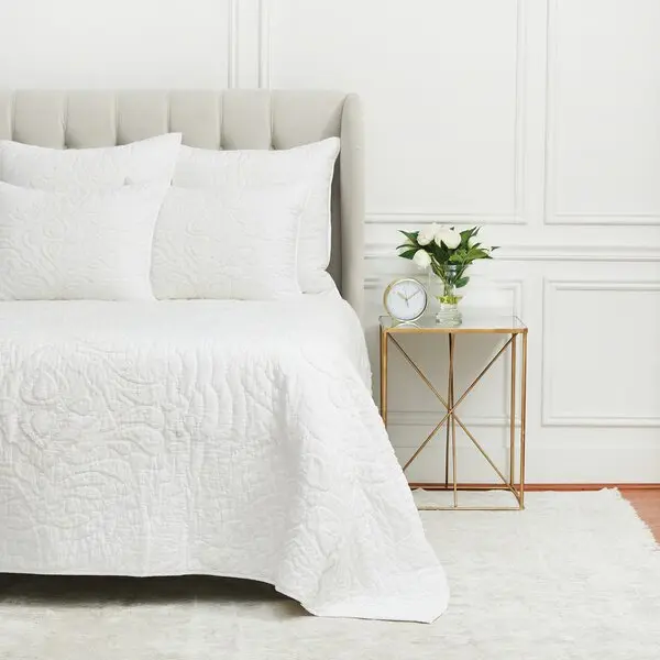 ELISABETH YORK Shyla Dove Quilt