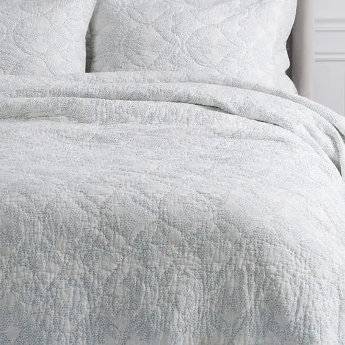 ELISABETH YORK Paloma Quilt