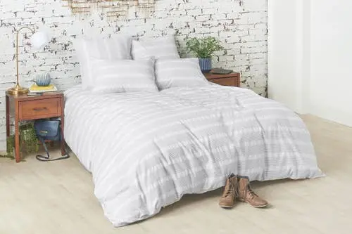 Carol & Frank Mason Queen Duvet Cover