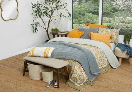 Carol & Frank Freddie Ochre Quilt