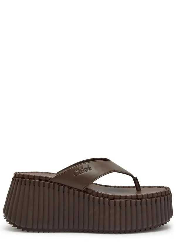 Chloé Nama 80 Leather Wedge Thong Sandals - Brown
