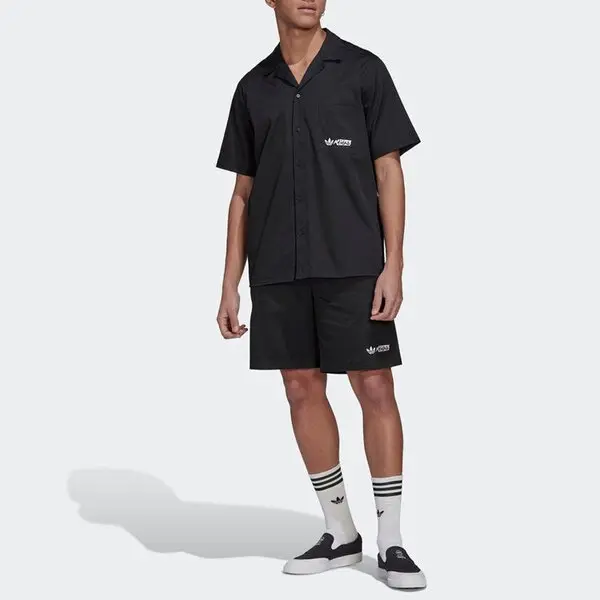 Adidas Originals Straight Fit Logo Shorts