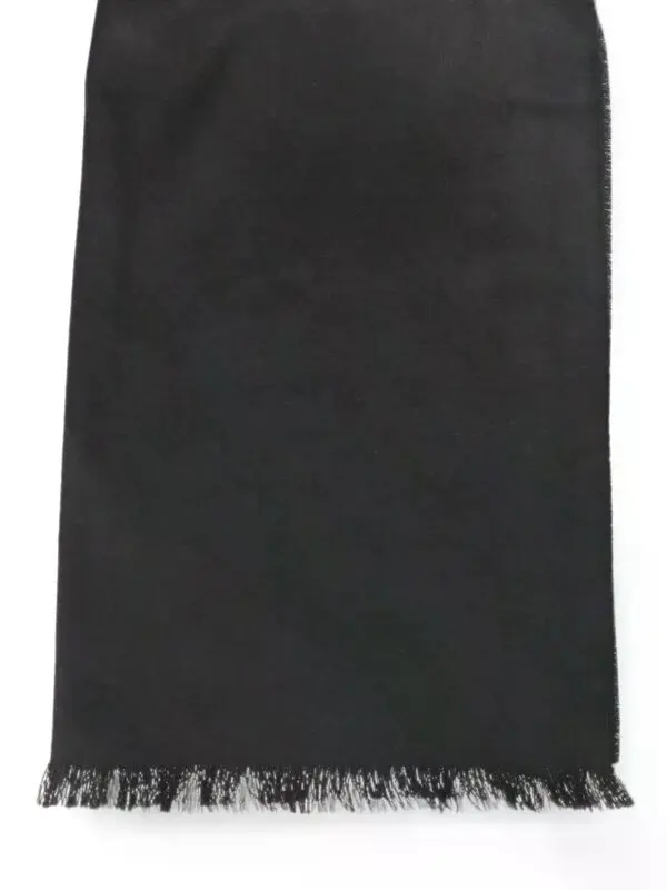 Isaia Fringed-edge Scarf