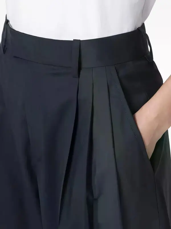 6397 Pleated Front Tailored Shorts