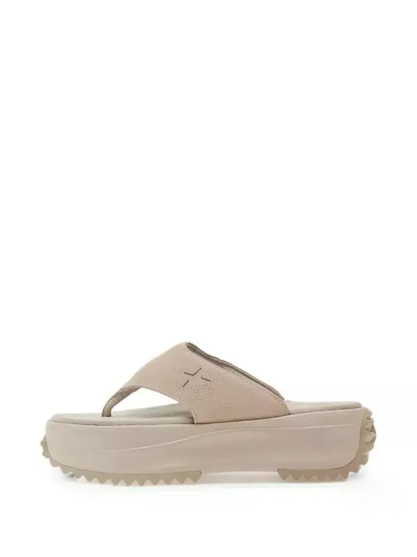 CONVERSE Run Star Suede Platform Sandals - Neutrals