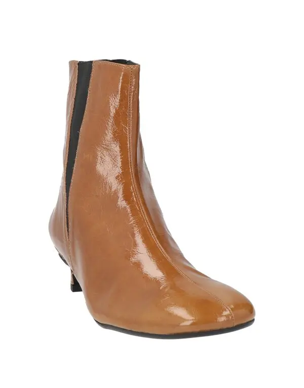 CastaÑer Glossed-leather Chelsea Ankle Boots
