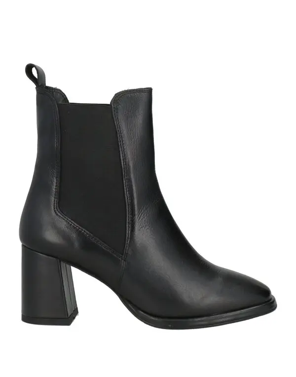 TOSCA BLU Leather Ankle Boots
