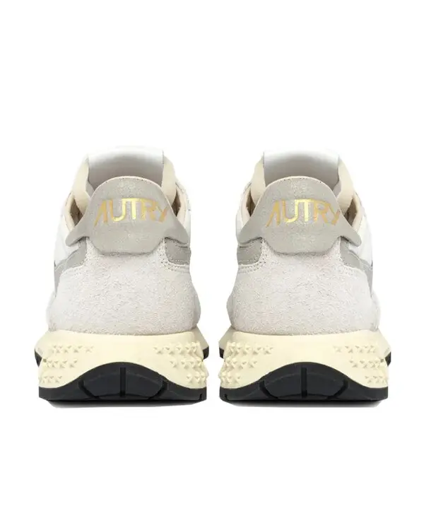 AUTRY Logo Patch Low Top Sneakers