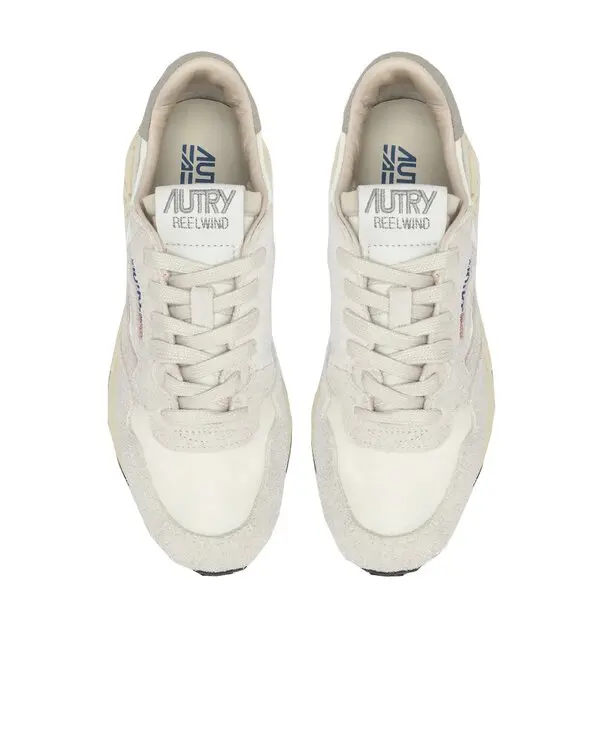 AUTRY Logo Patch Low Top Sneakers