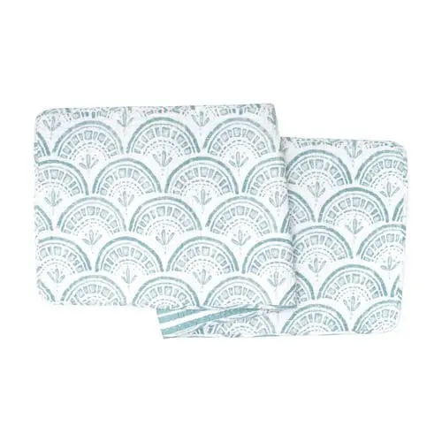Carol & Frank Halsey Scallop Table Runner 14" X 51