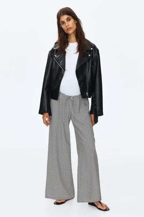 H&m Mama Textured Drawstring Wide Leg Trousers - Black/checked