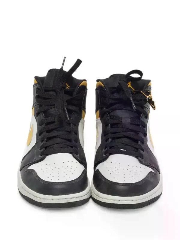 JORDAN 1 Retro High Sneakers - Black