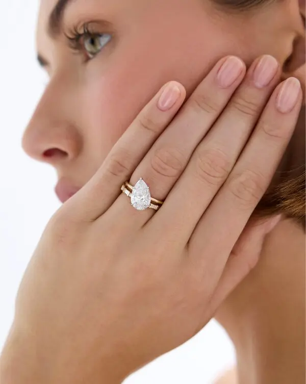 Ring Concierge Baguette Bar Diamond Band - Platinum