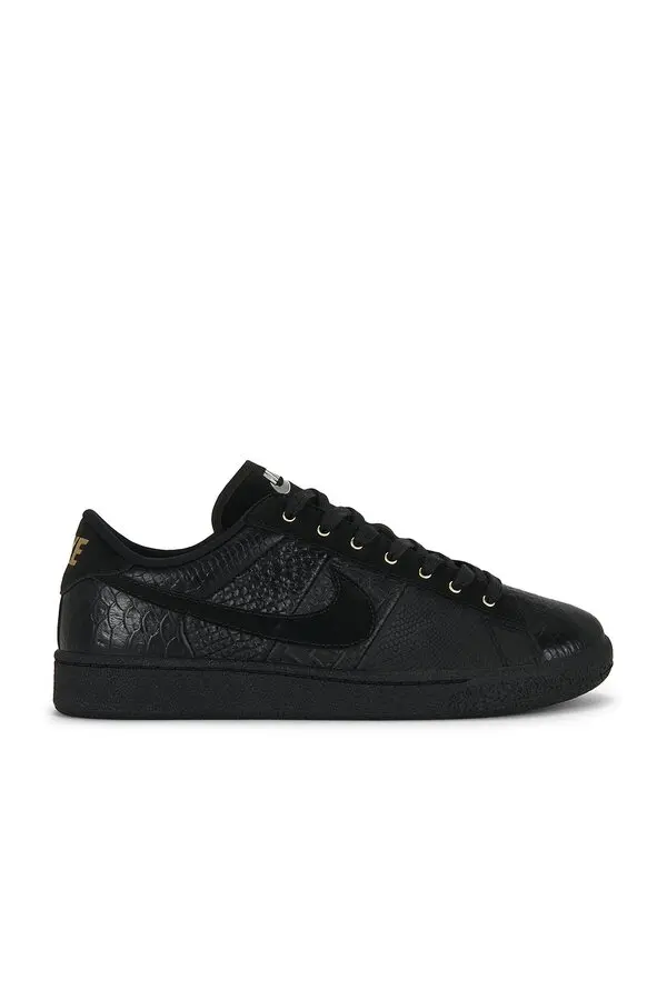 Nike Classic Cs Prm Wtch Bnd Sneakers - Black
