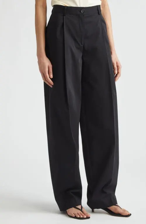 TOTEME Single Pleat Organic Cotton Trousers - Black