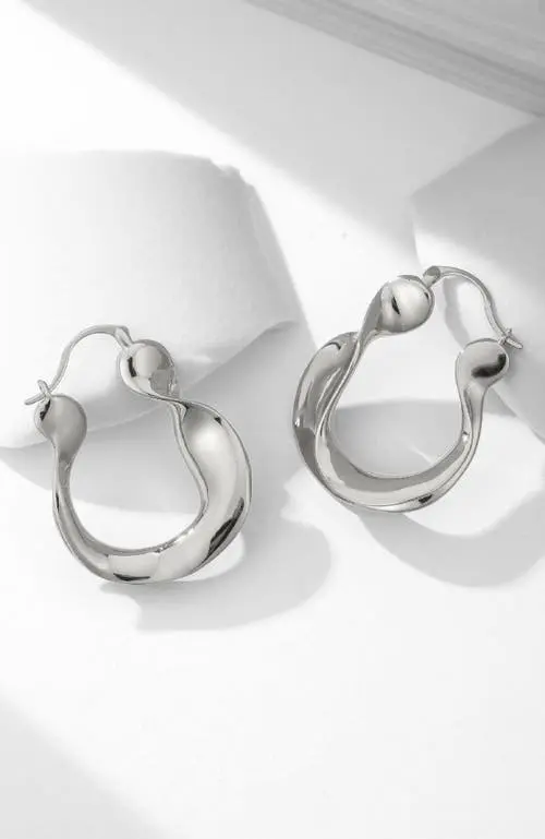 RETRO CHIC Breeze Earrings