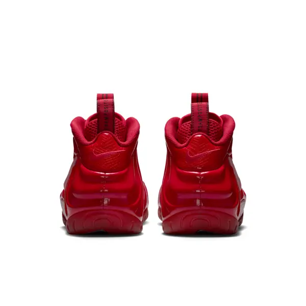 Nike Foamposite Pro Athletic Shoes
