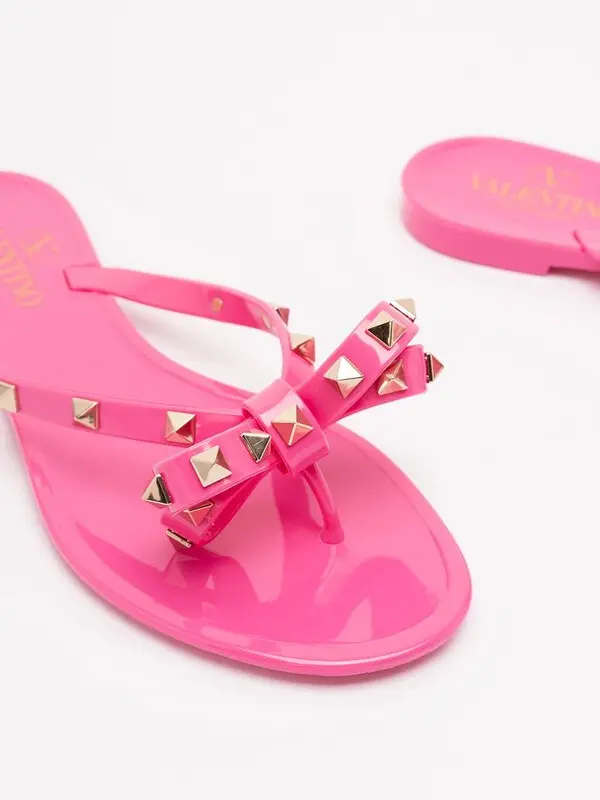 Valentino Garavani Pvc Rockstud Thong Sandals - Multicolor
