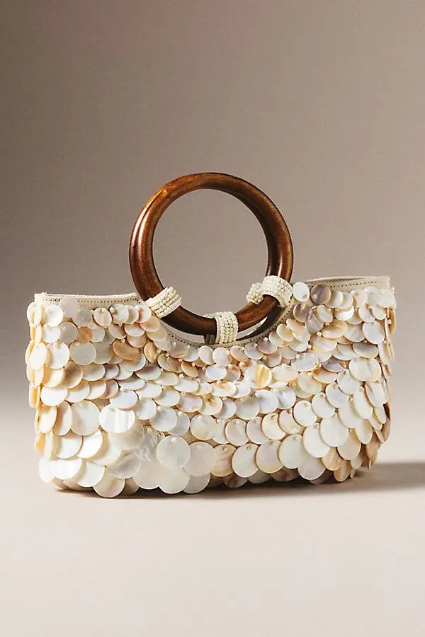 URBAN EXPRESSIONS Scarlett Handbag With Seashell Embellishments And Wooden Handles - Ivory Pattern